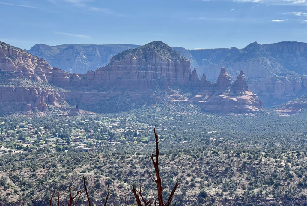 How to Hike to Cathedral Rock in Sedona - ADVENTULINA